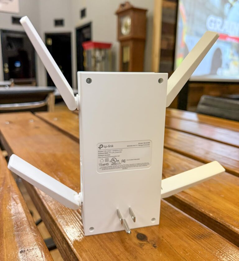 Best WiFi Extenders 2026: Top 8 WiFi 7 & Mesh Models Reviewed